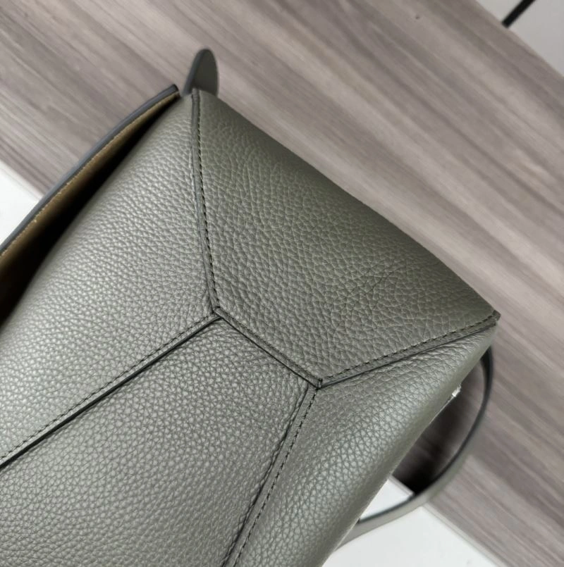 Accurate model Loewe Puzzle Bags