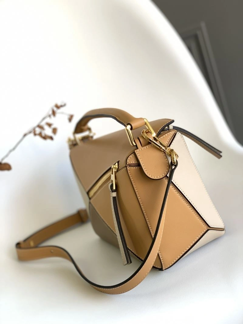 Bargain Loewe Puzzle Bags