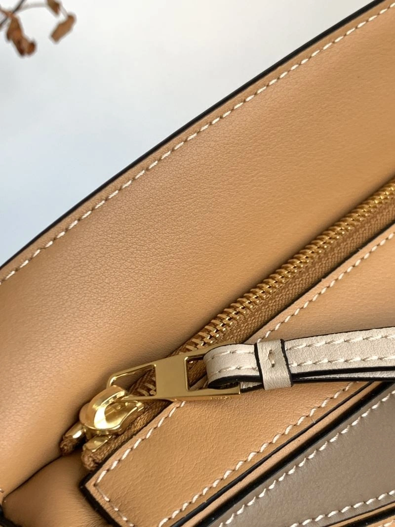Bargain Loewe Puzzle Bags