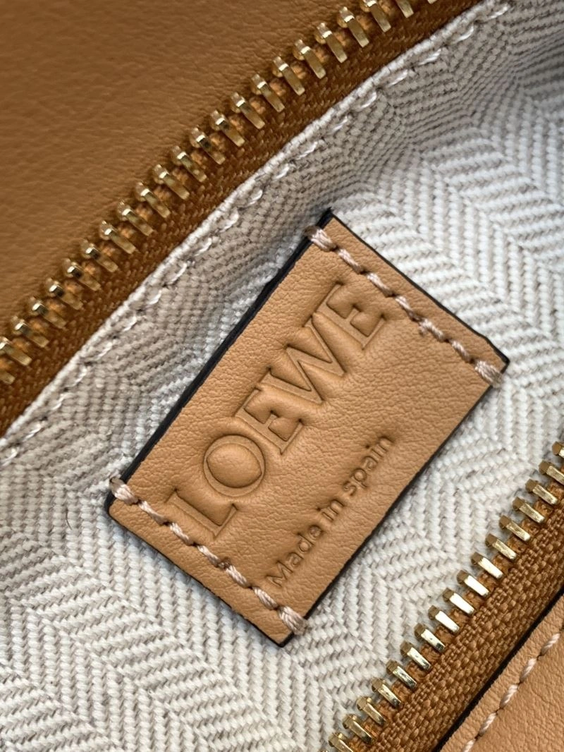 Bargain Loewe Puzzle Bags