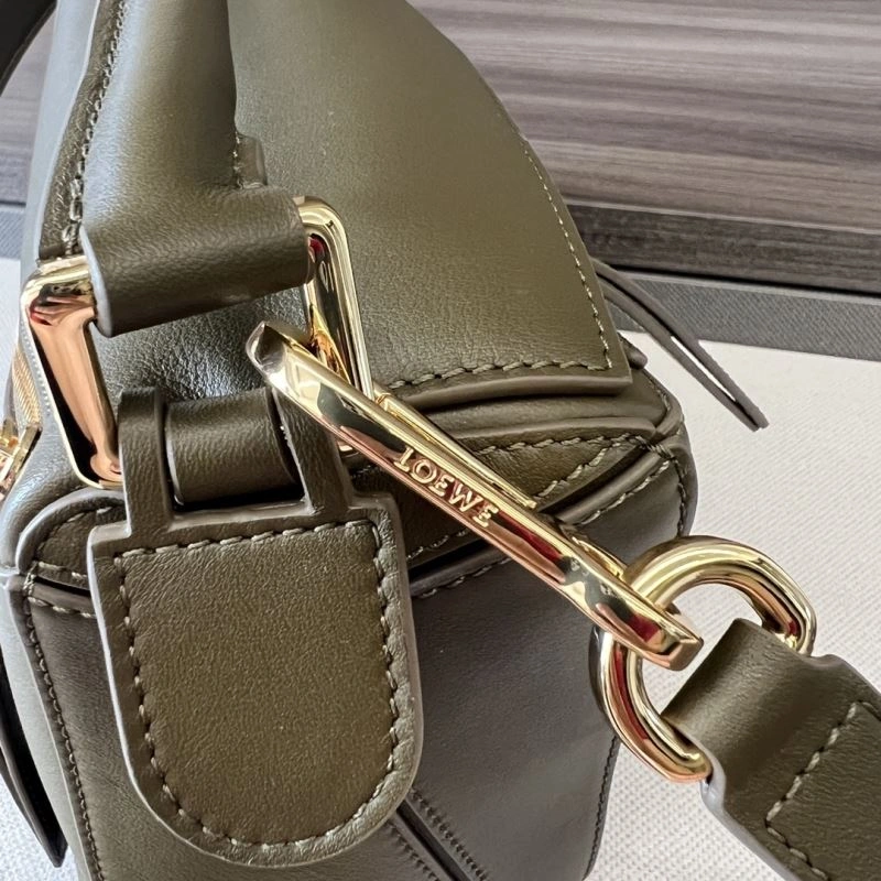 Bargain Loewe Puzzle Bags