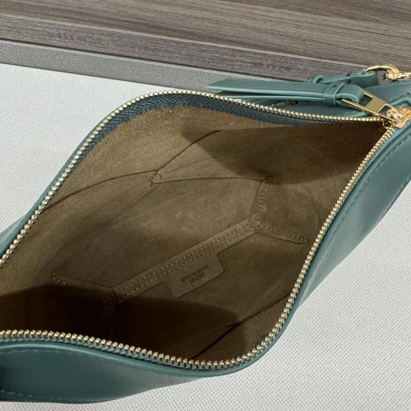 Accurate model Loewe Puzzle Bags