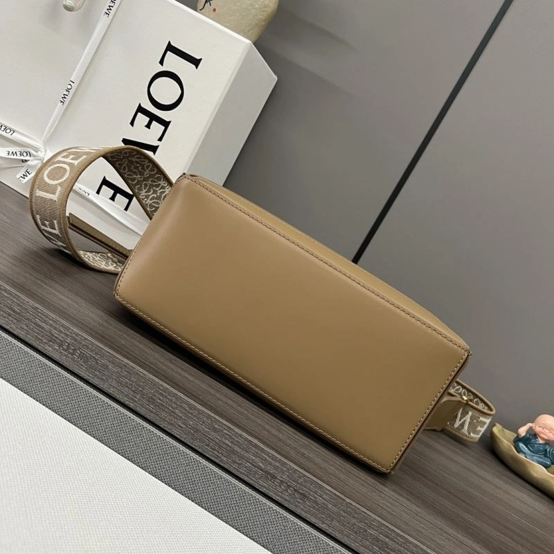 Budget-friendly Loewe Puzzle Bags