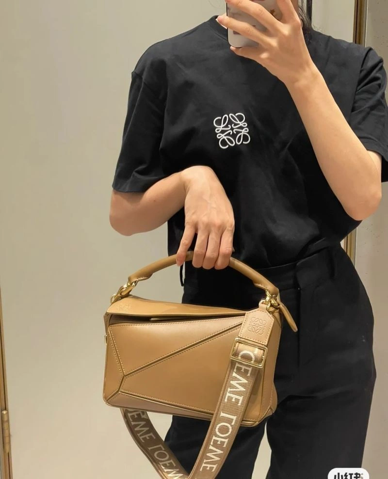 Budget-friendly Loewe Puzzle Bags