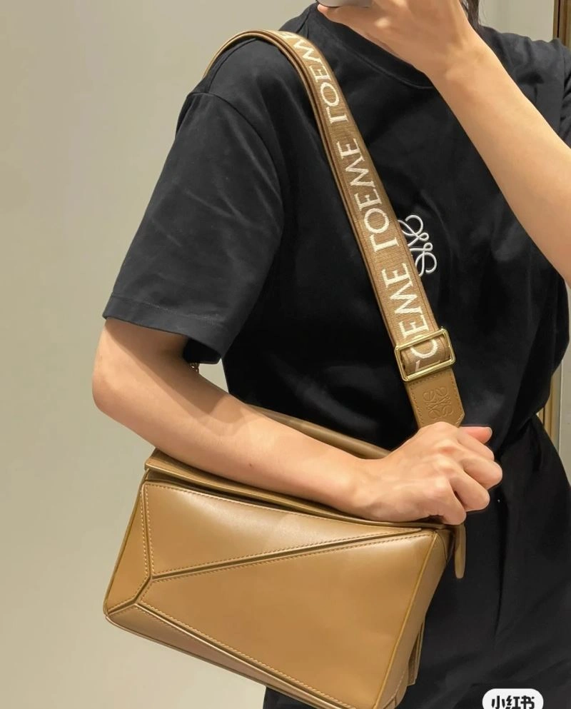 Budget-friendly Loewe Puzzle Bags