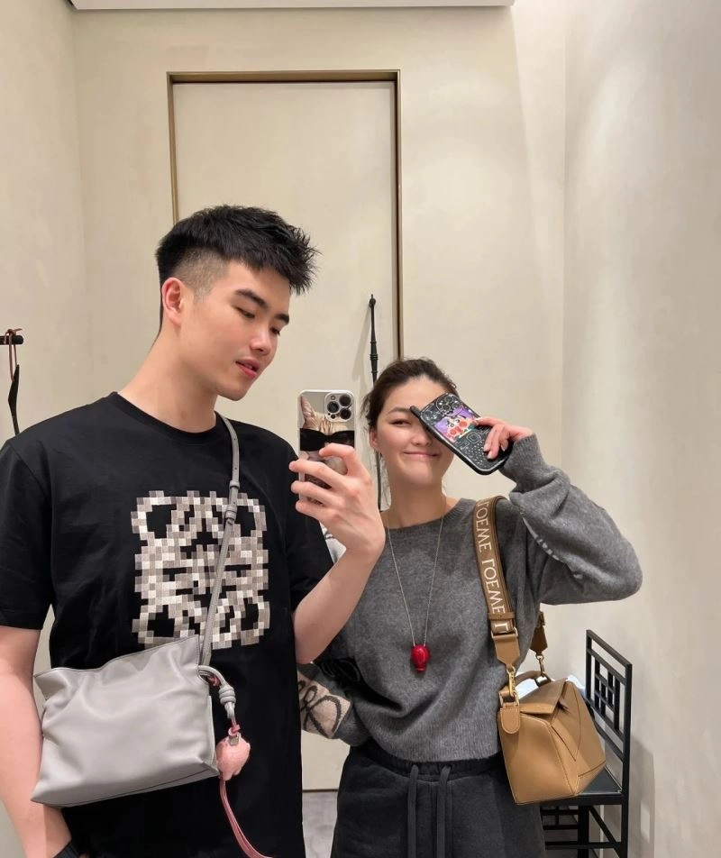 Budget-friendly Loewe Puzzle Bags