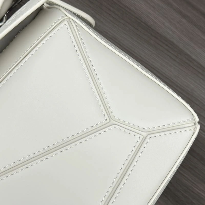 Official Loewe Puzzle Bags