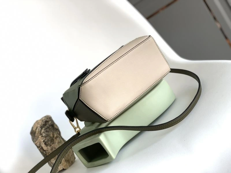 Bargain Loewe Puzzle Bags
