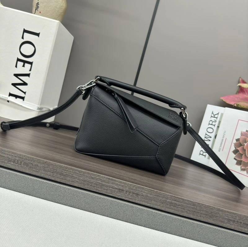 Loewe Puzzle Bags
