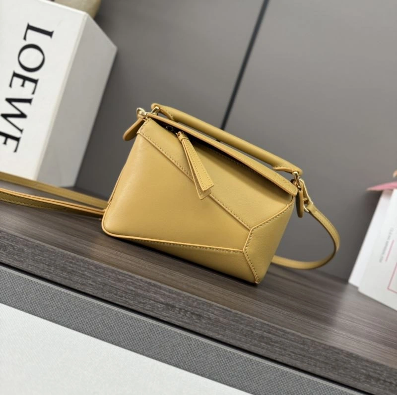 Loewe Puzzle Bags