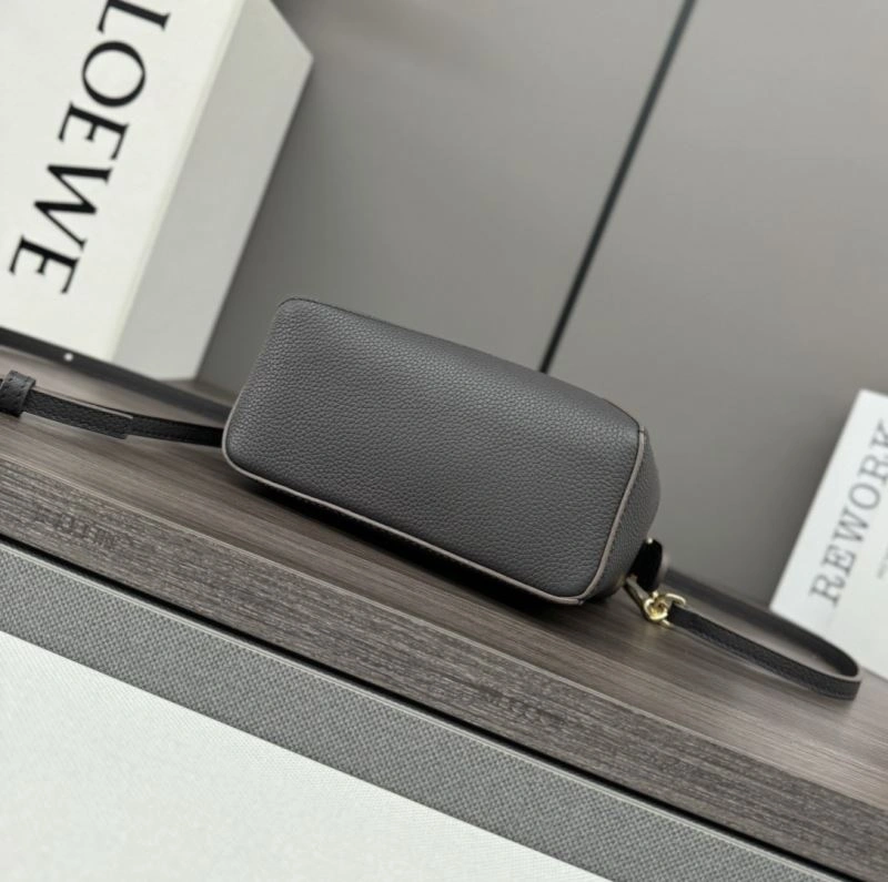 Precise copy Loewe Puzzle Bags