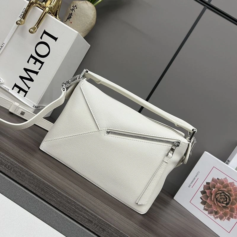 Top match Loewe Puzzle Bags