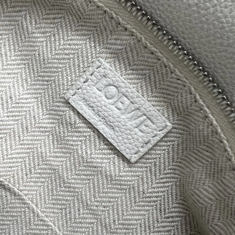 Top match Loewe Puzzle Bags