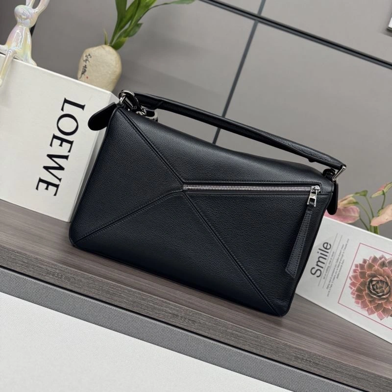 Accurate model Loewe Puzzle Bags