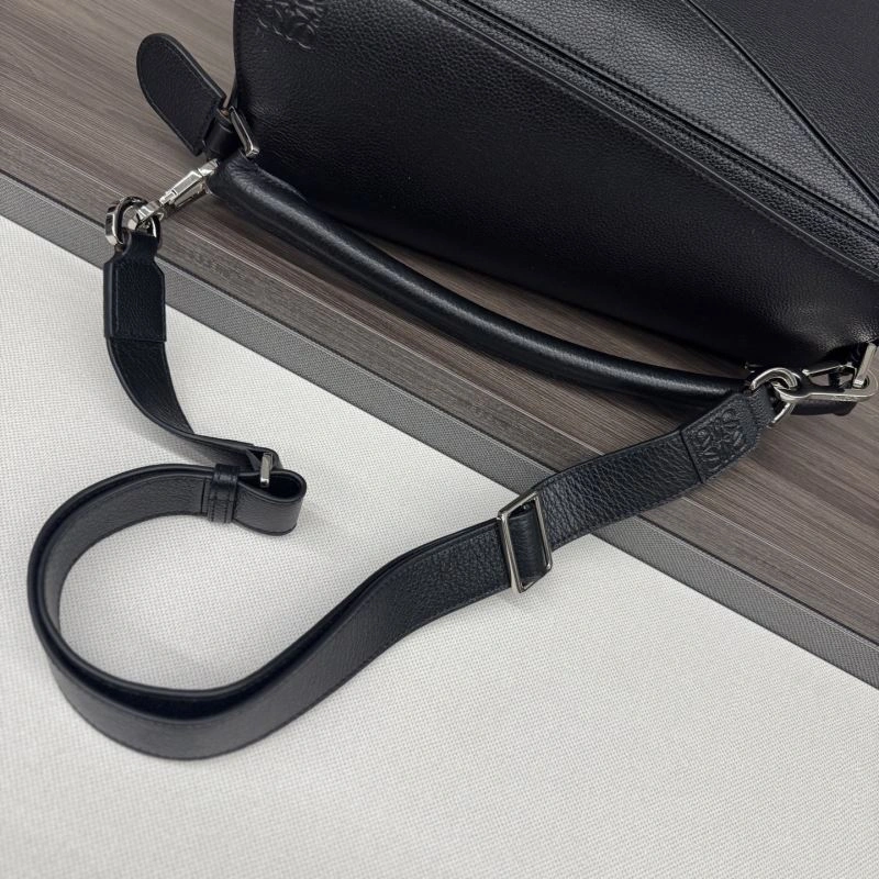 Accurate model Loewe Puzzle Bags