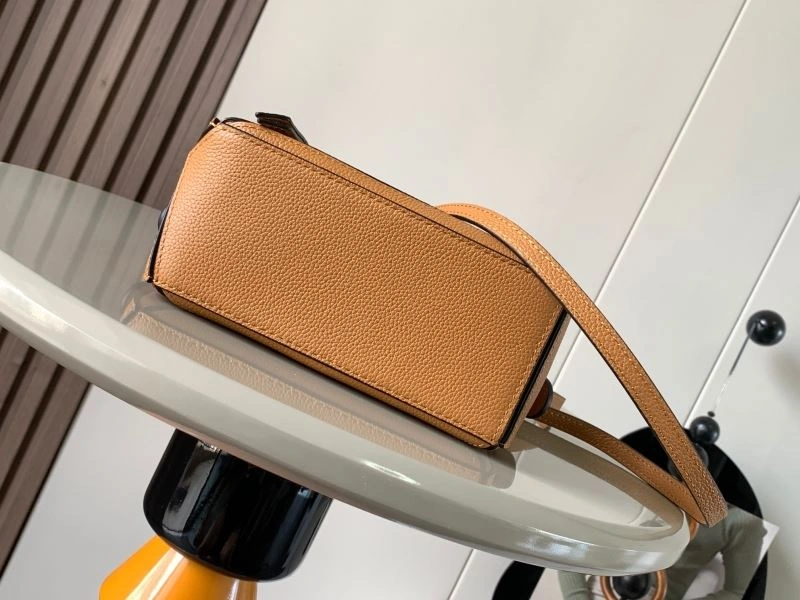 Reasonably priced Loewe Puzzle Bags