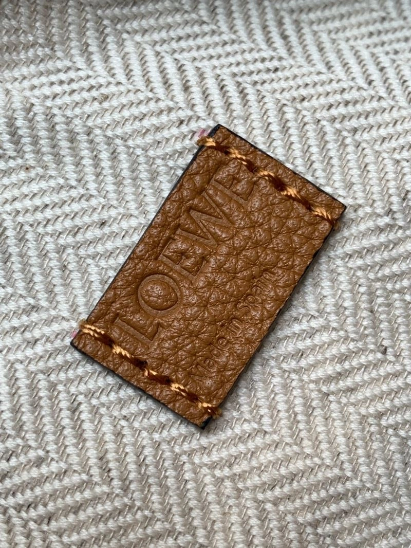Reasonably priced Loewe Puzzle Bags