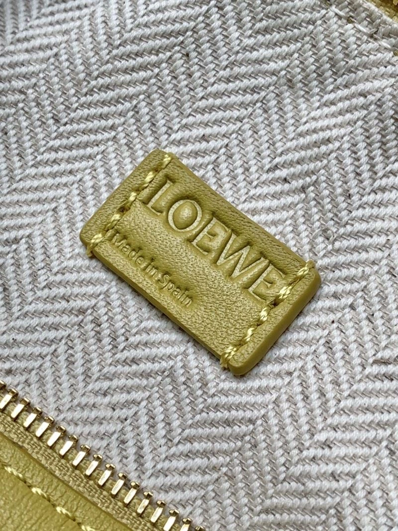 Accurate model Loewe Puzzle Bags