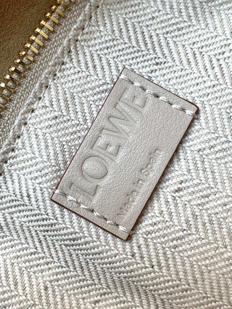 Brand-authenticated Loewe Puzzle Bags