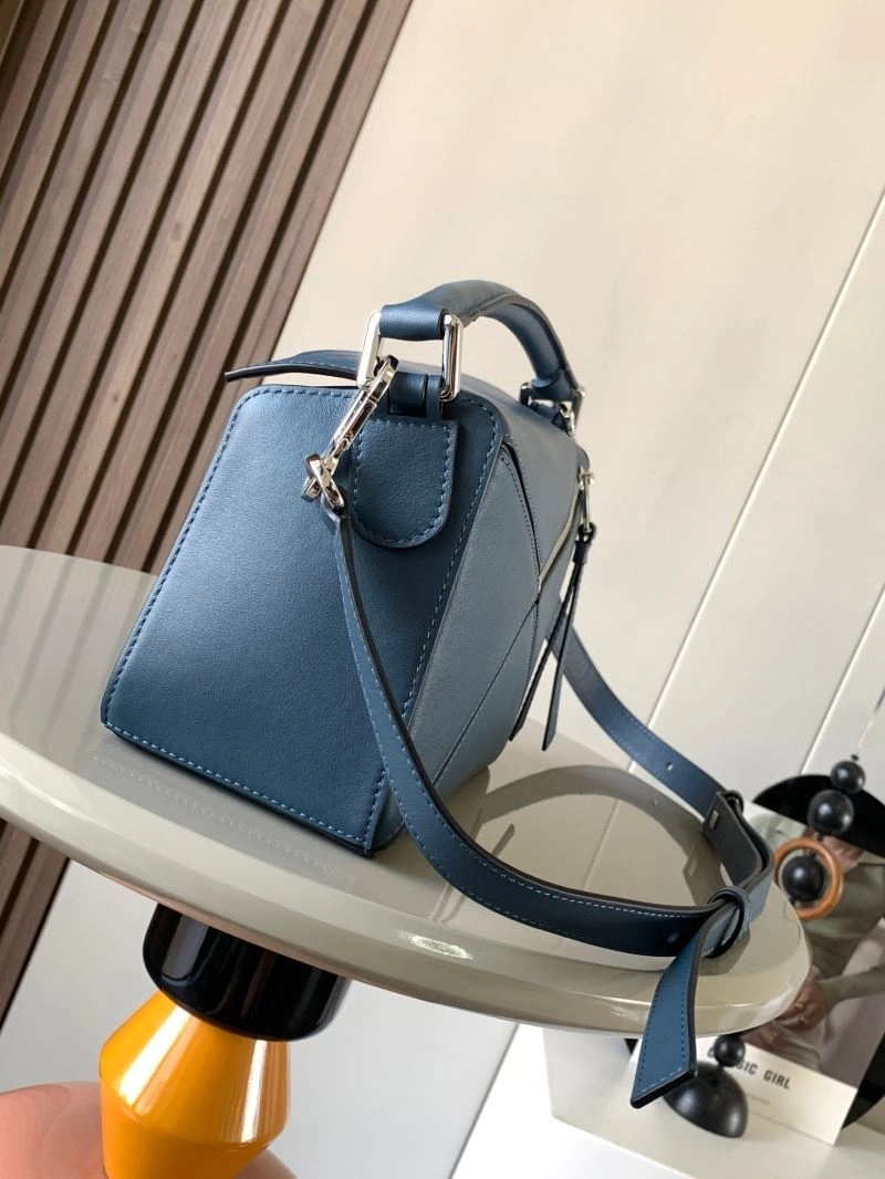 Bargain Loewe Puzzle Bags