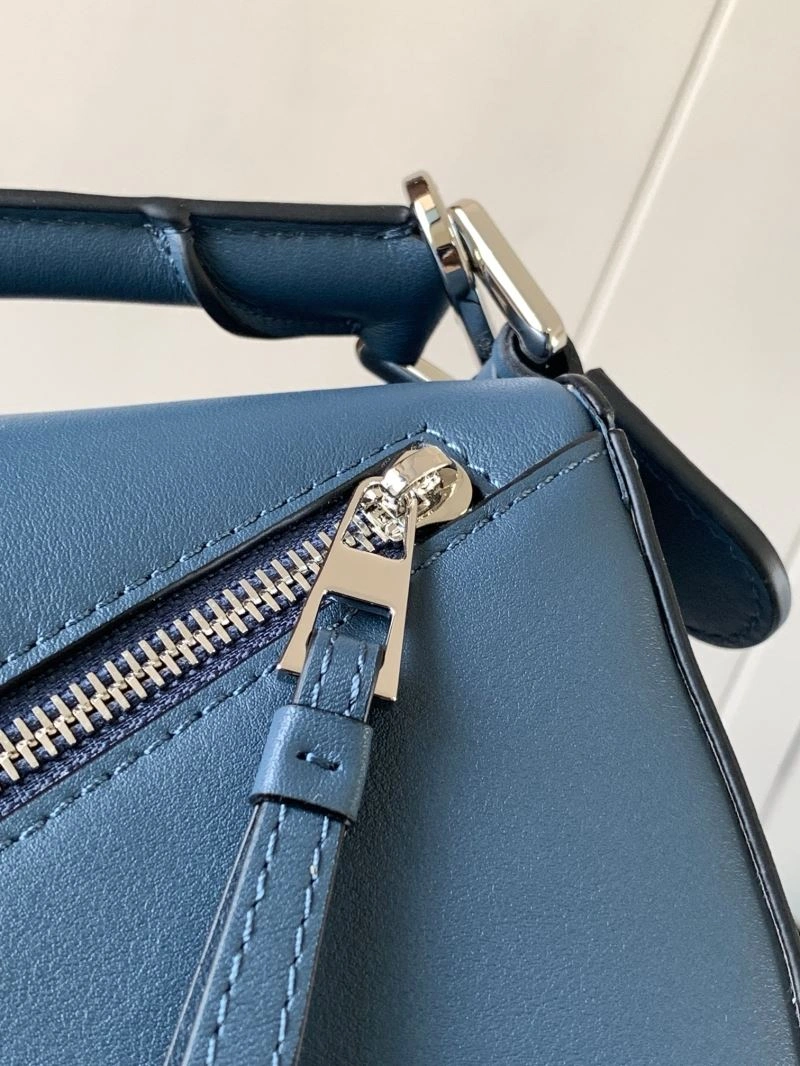 Bargain Loewe Puzzle Bags