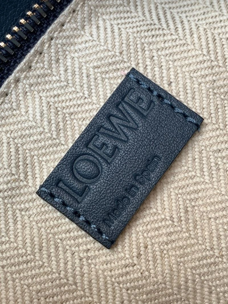 Bargain Loewe Puzzle Bags