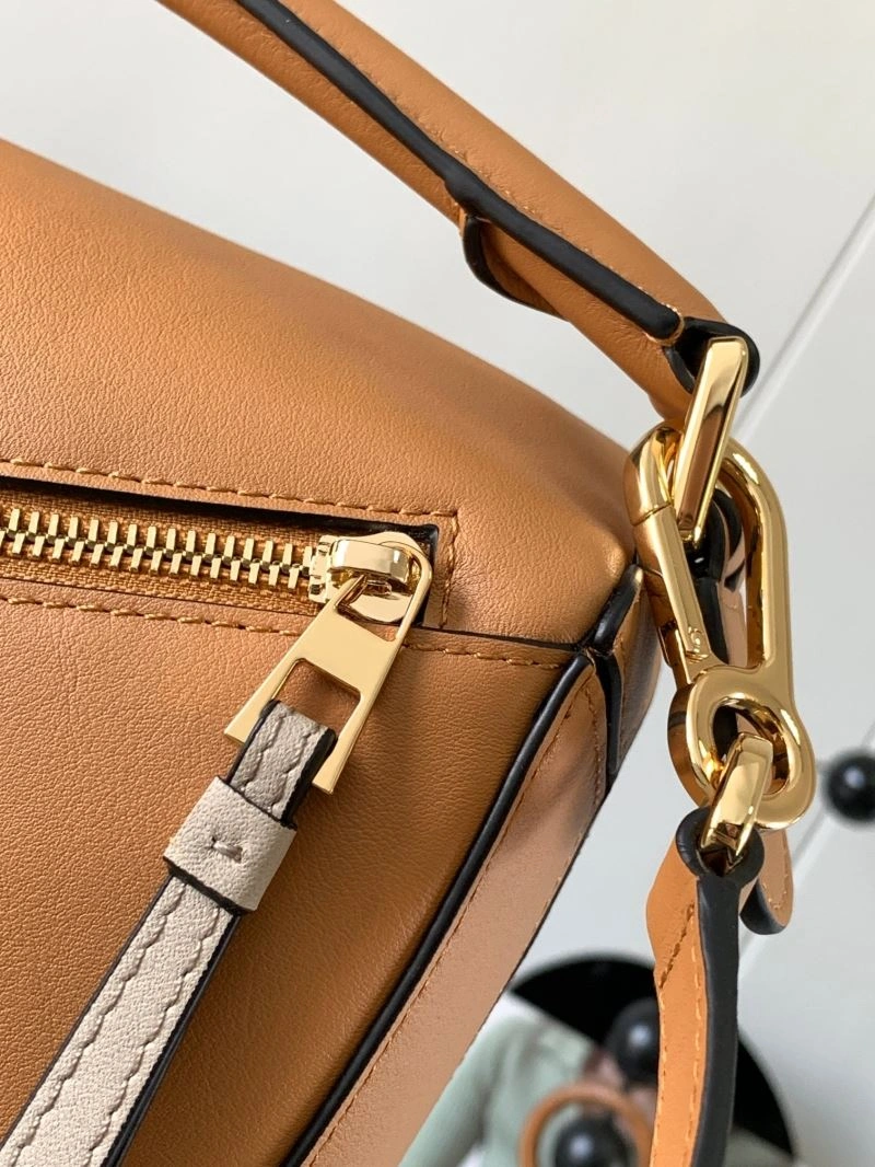 Cut-rate Loewe Puzzle Bags