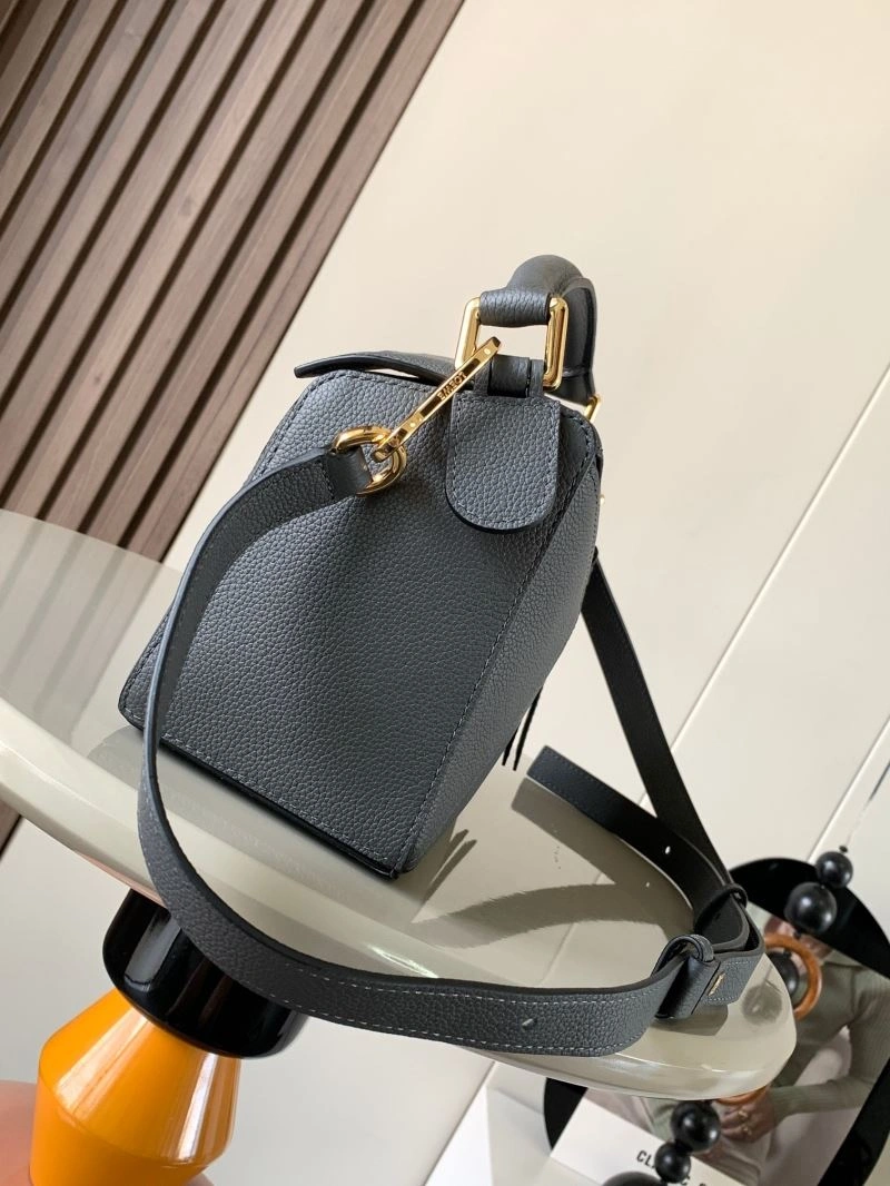 Accurate model Loewe Puzzle Bags