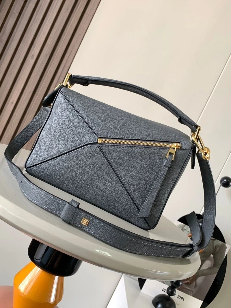Accurate model Loewe Puzzle Bags