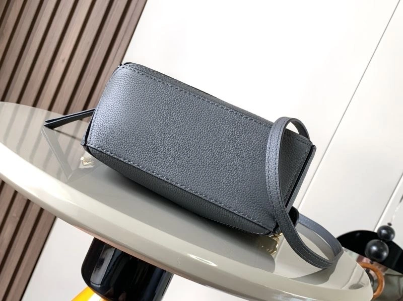Cut-rate Loewe Puzzle Bags