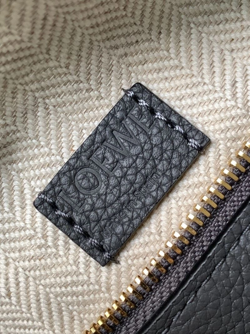 Cut-rate Loewe Puzzle Bags