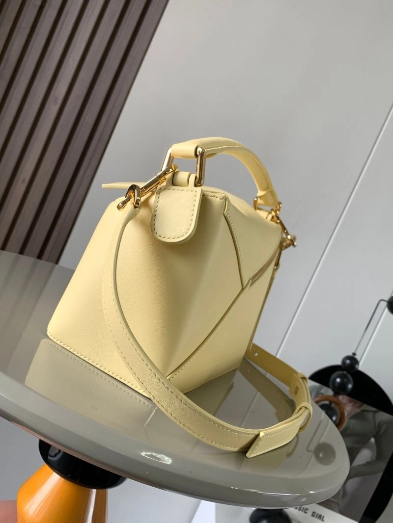 High fidelity Loewe Puzzle Bags