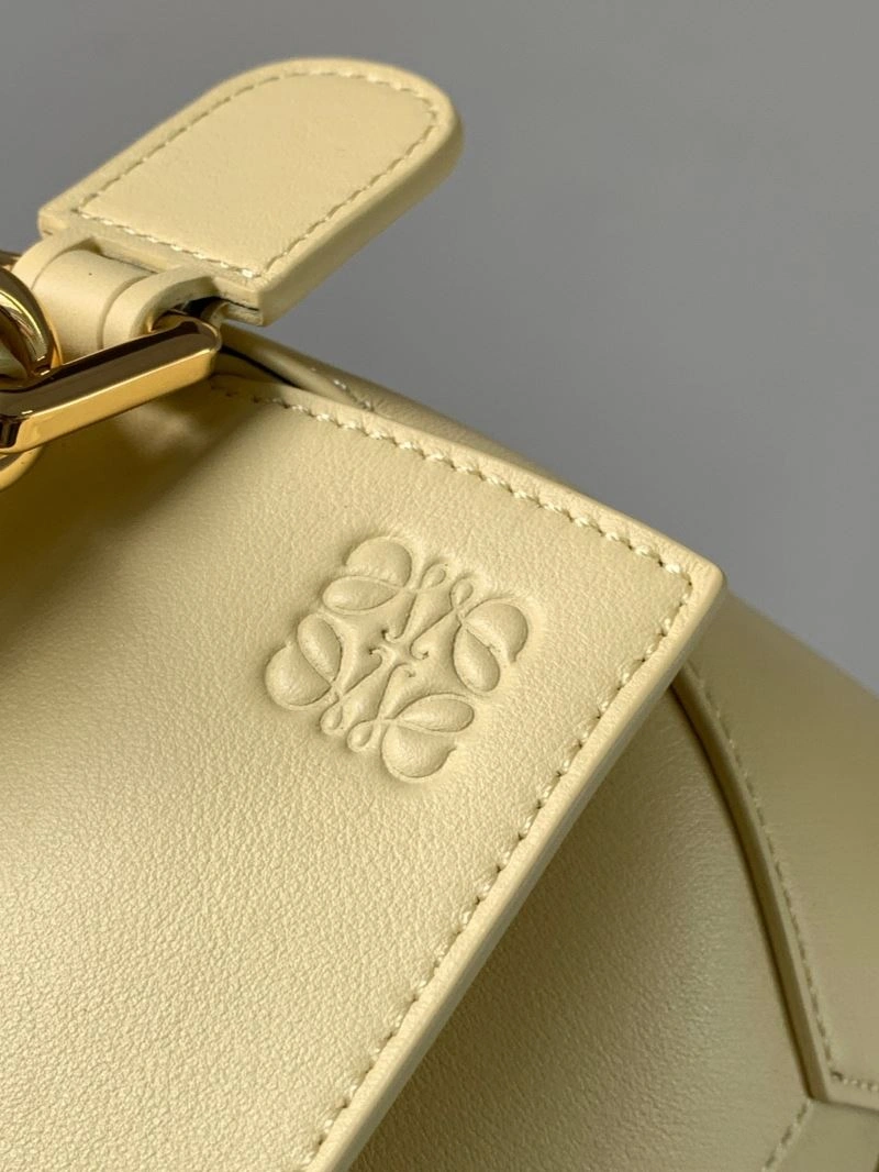 High fidelity Loewe Puzzle Bags