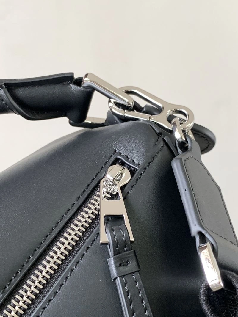 Cut-rate Loewe Puzzle Bags