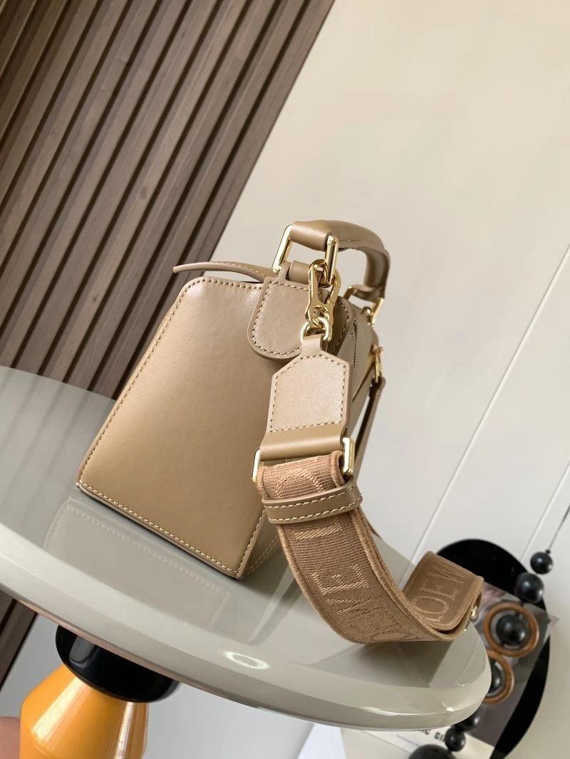 Inexpensive Loewe Puzzle Bags