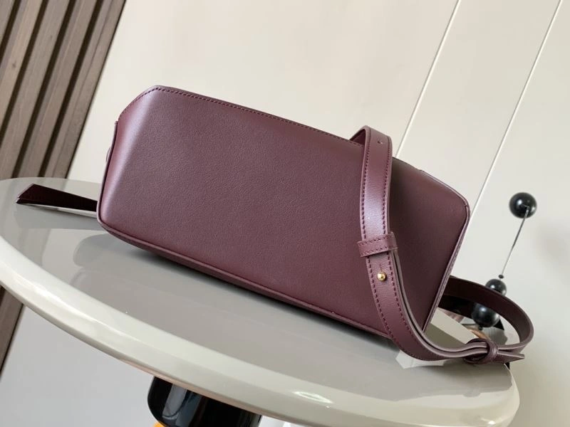 Cut-rate Loewe Puzzle Bags