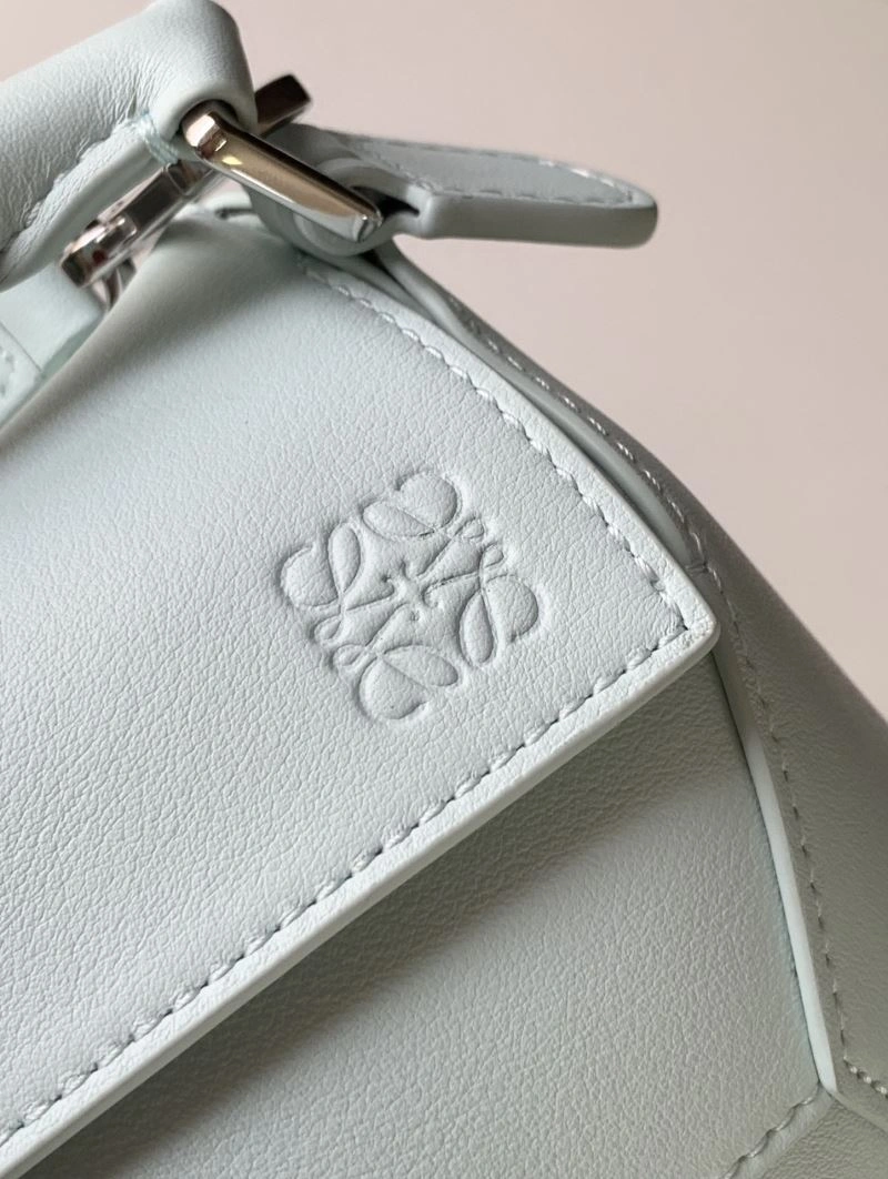Accurate model Loewe Puzzle Bags