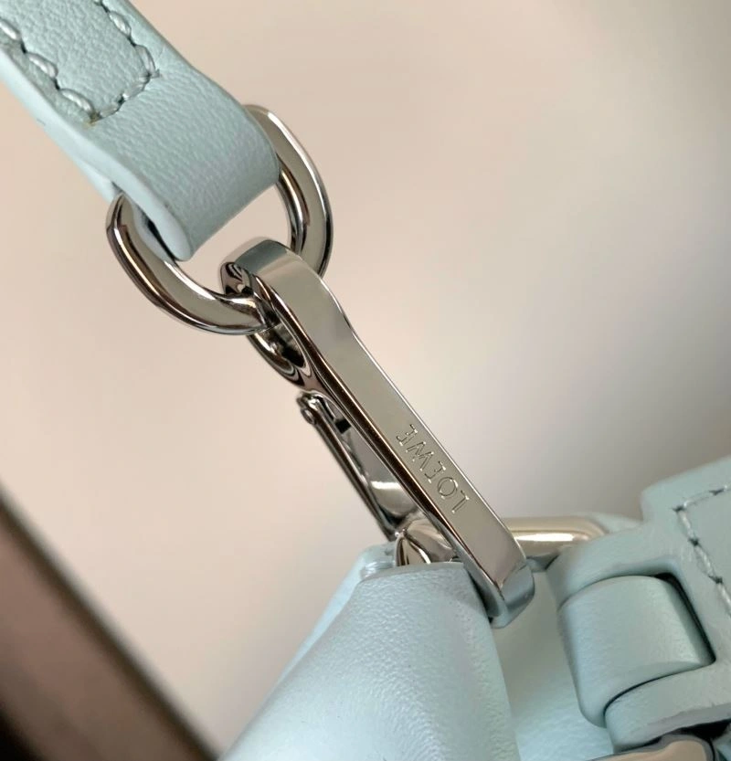 Accurate model Loewe Puzzle Bags
