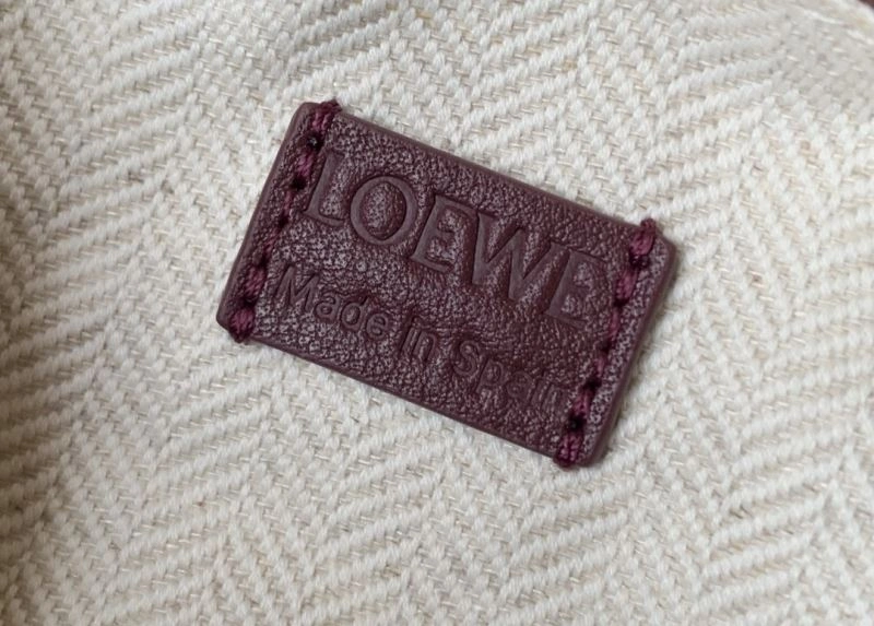 Inexpensive Loewe Puzzle Bags
