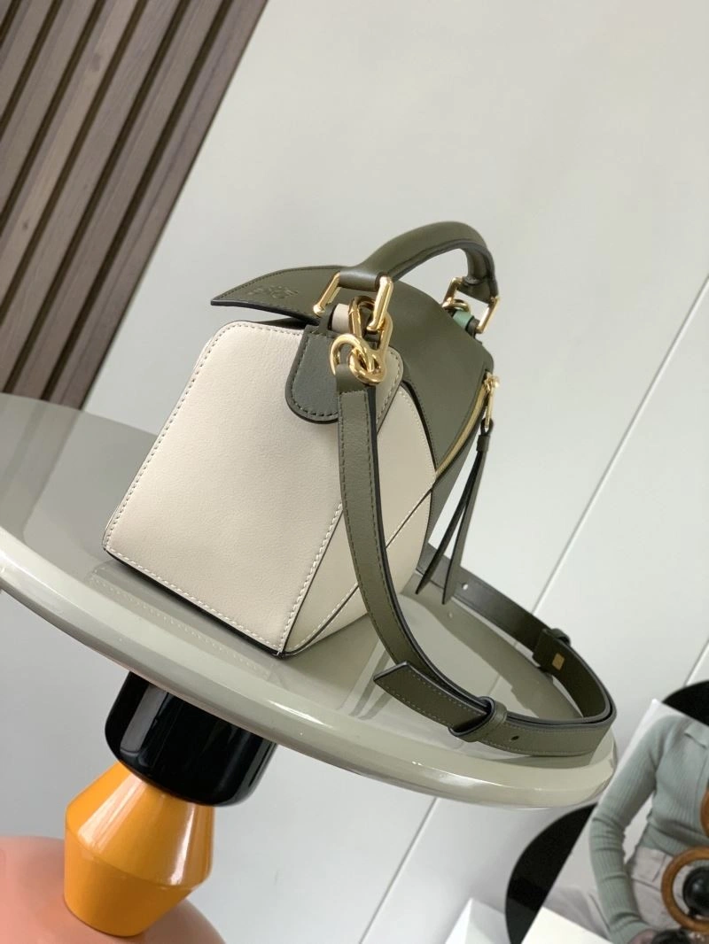 Official Loewe Puzzle Bags