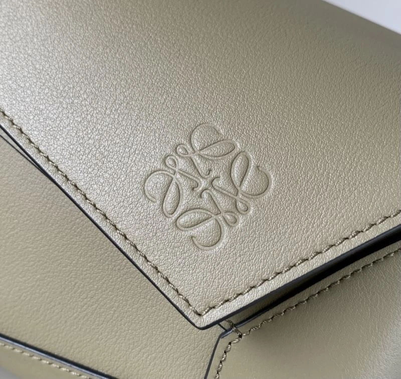 Precise copy Loewe Puzzle Bags