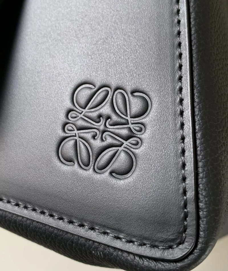 High fidelity Loewe Puzzle Bags