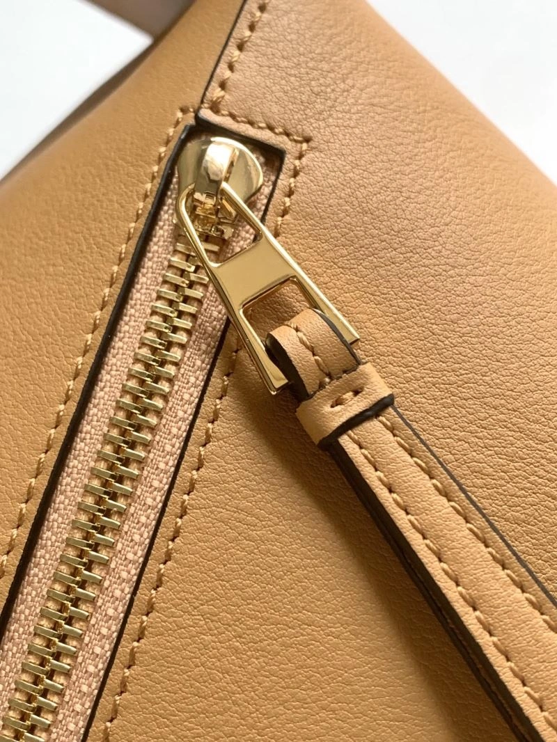 Top mirror Loewe Puzzle Bags