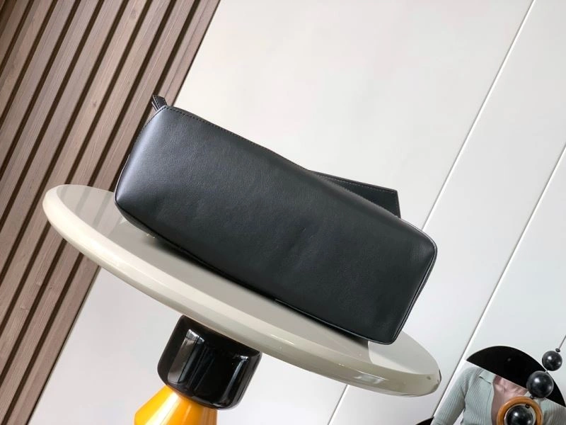 Reasonably priced Loewe Puzzle Bags