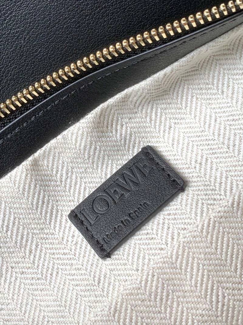 Reasonably priced Loewe Puzzle Bags