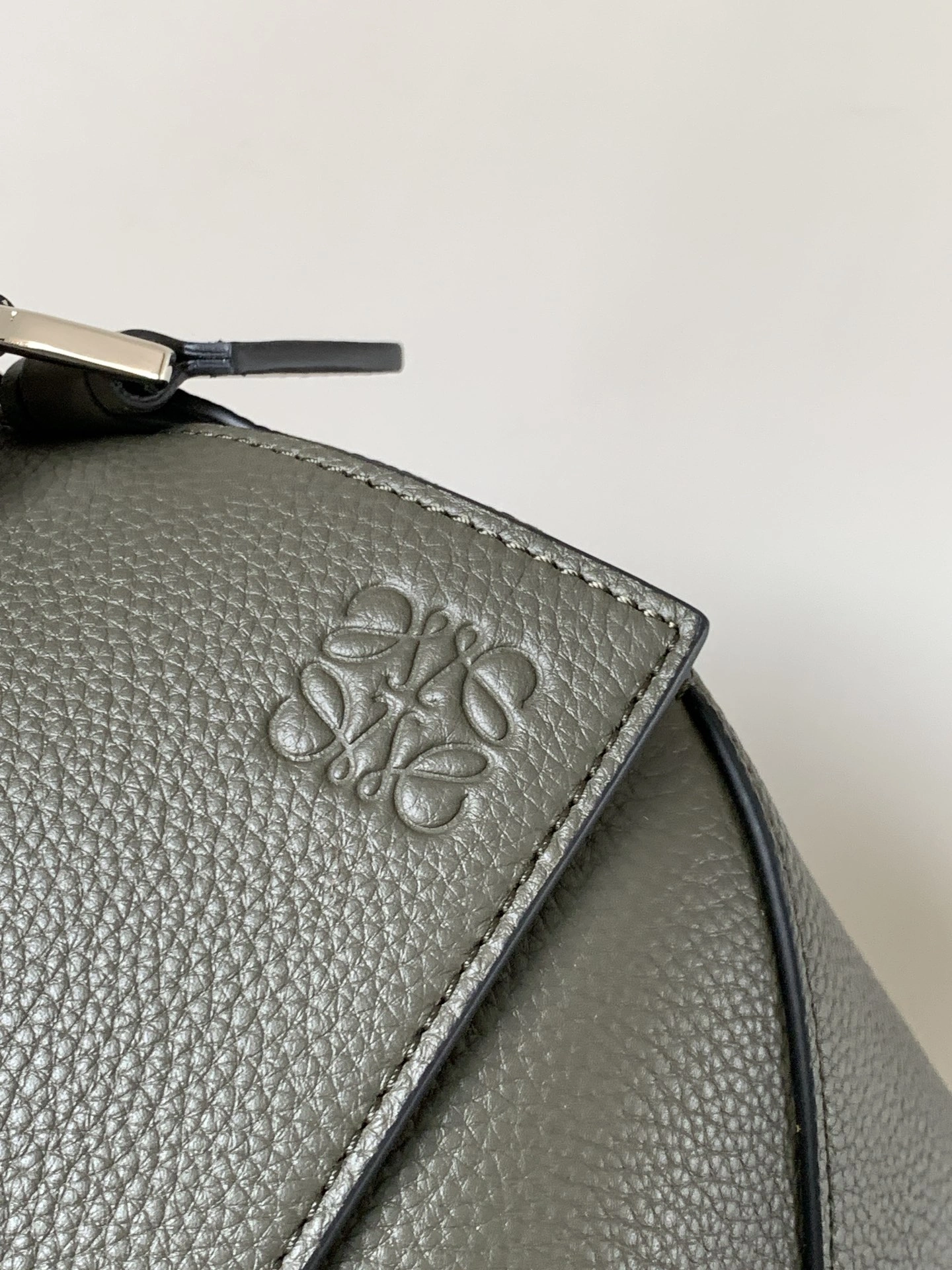 Budget-friendly Loewe Puzzle Bags