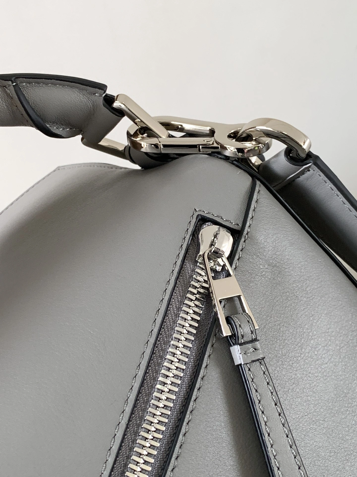 High fidelity Loewe Puzzle Bags
