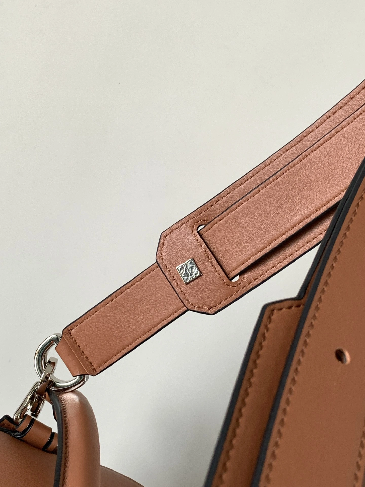Top mirror Loewe Puzzle Bags