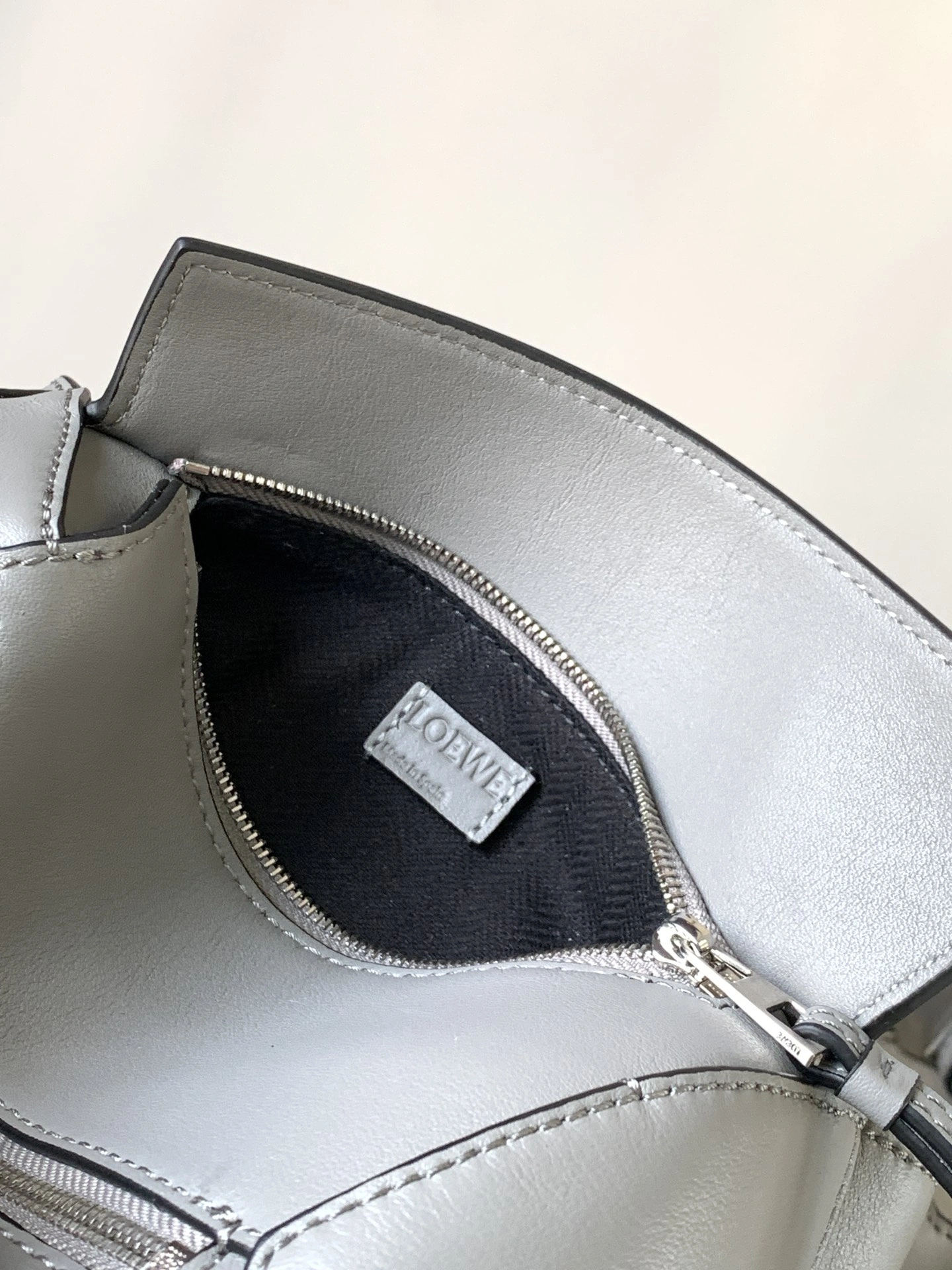 Top mirror Loewe Puzzle Bags
