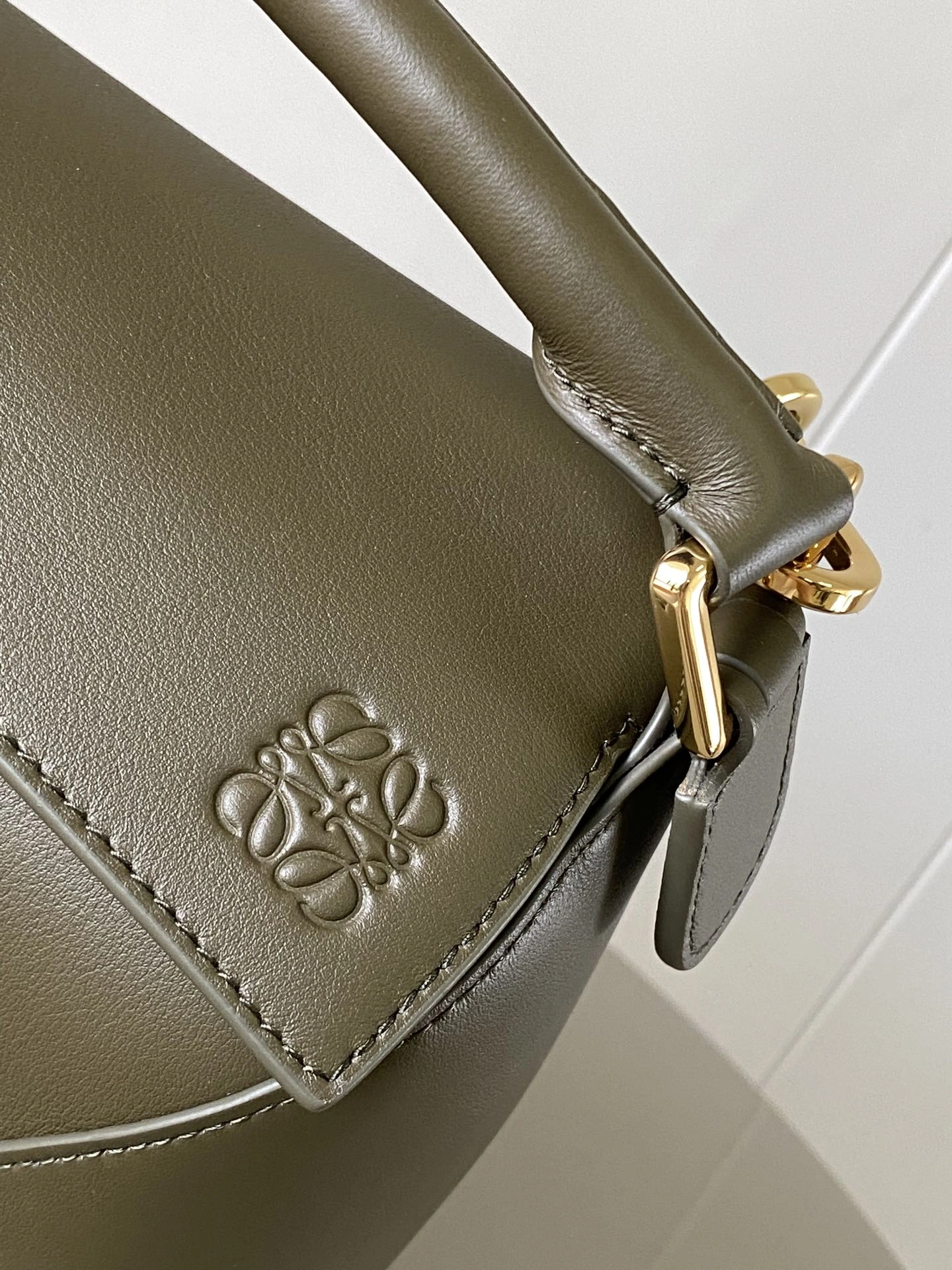 Mirror quality Loewe Puzzle Bags